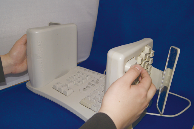 第10回 腕に優しい姿勢でタイピングできる―Comfort Keyboard Original & SafeType：コレクターが独断で選ぶ ...